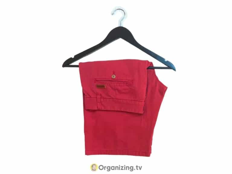 How to Hang Shorts (4 Methods + 7 Best Hangers) – Organizing.TV